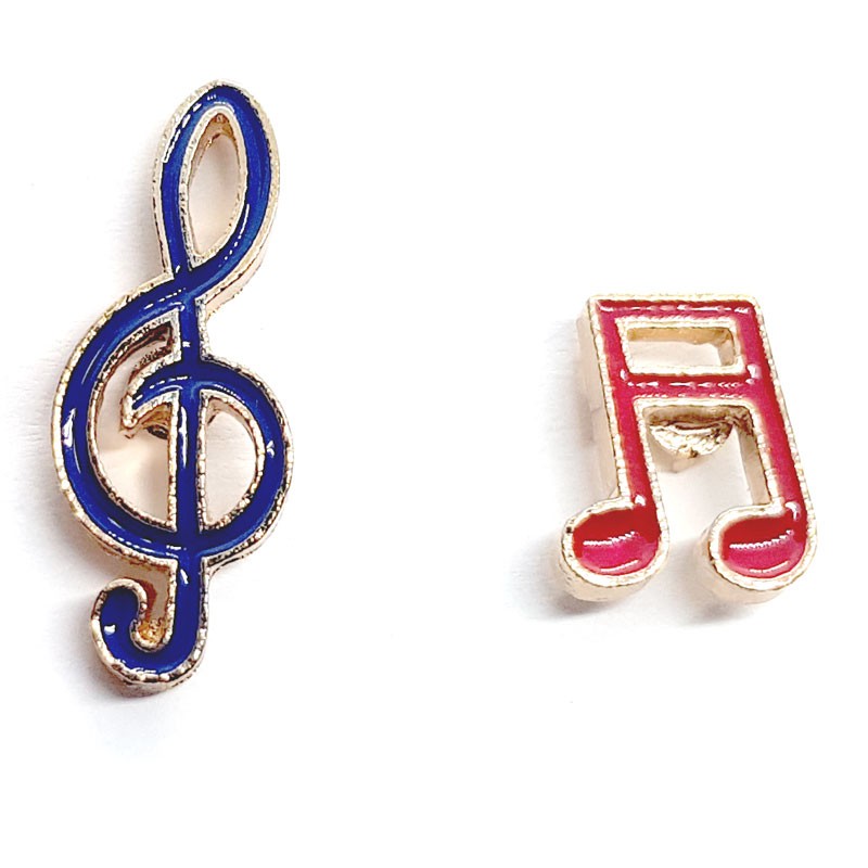 Mira qué bonitos pins en forma de CLAVE DE SOL y de SEMICORCHEAS